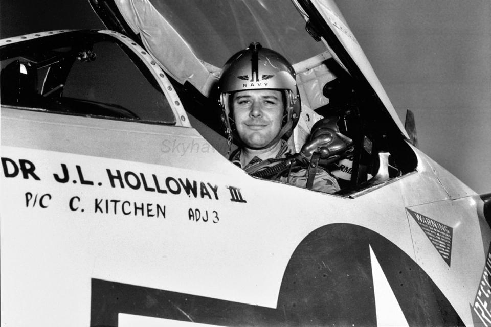 VA-83 | The Skyhawk Association