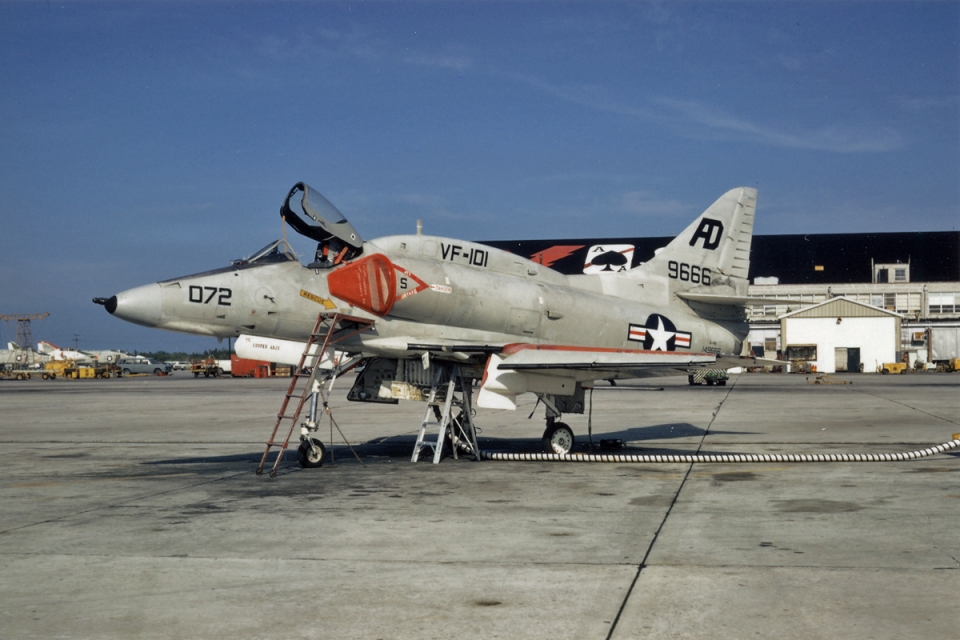 VF-101 | The Skyhawk Association