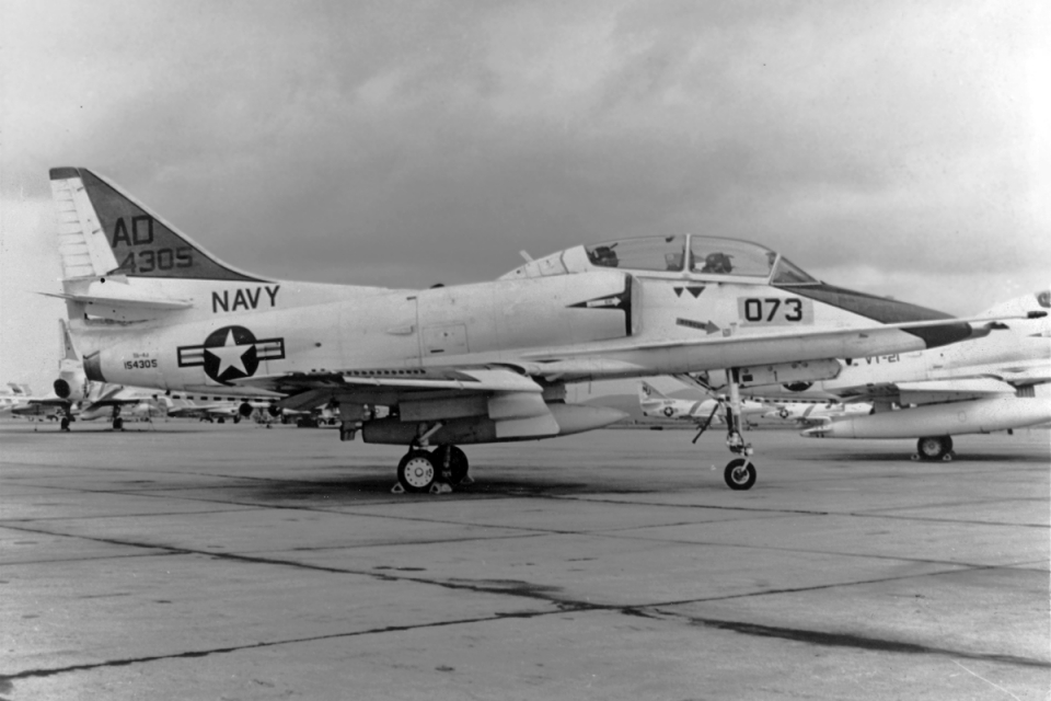 VF-101 | The Skyhawk Association