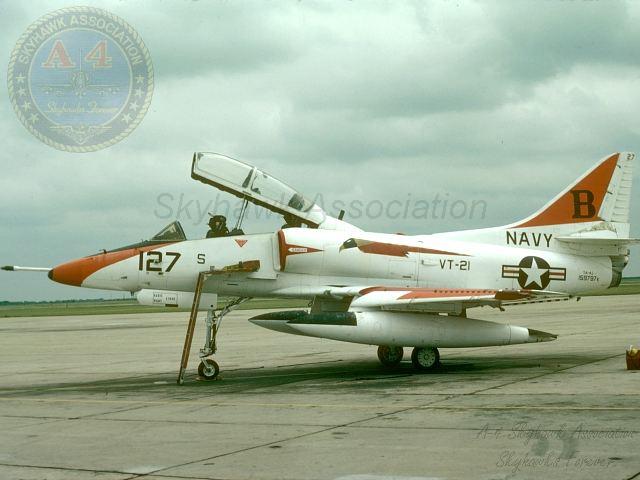 VT-21 | The Skyhawk Association